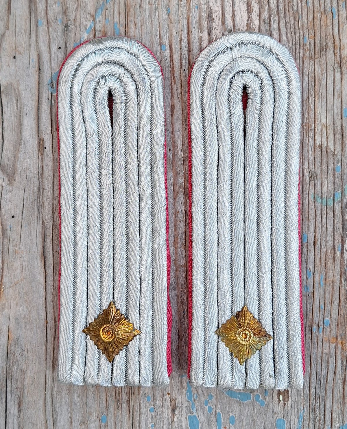 DDR, NVA Panzer Shoulder boards - Unterleutnant - DDR Uniforms ...